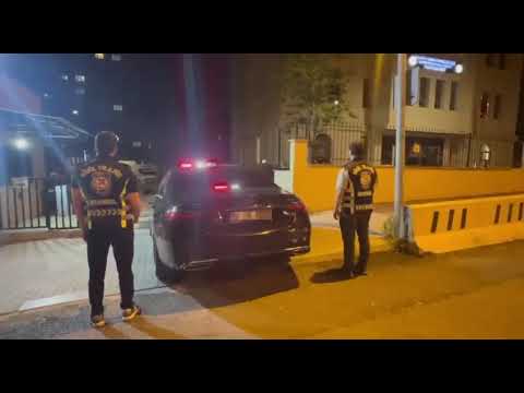 AKP’li Emin Pazarcı’nın kızı Begüm  Pazarcı’nın bindiği çakarlı araç, Emniyet’in otoparkına çekildi