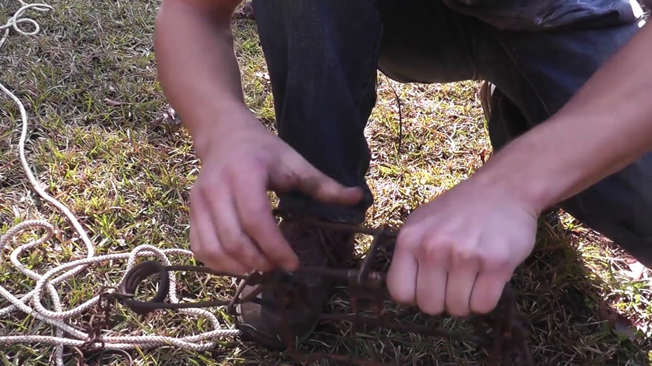 How to set a 220 Conibear without Setters - YouTube