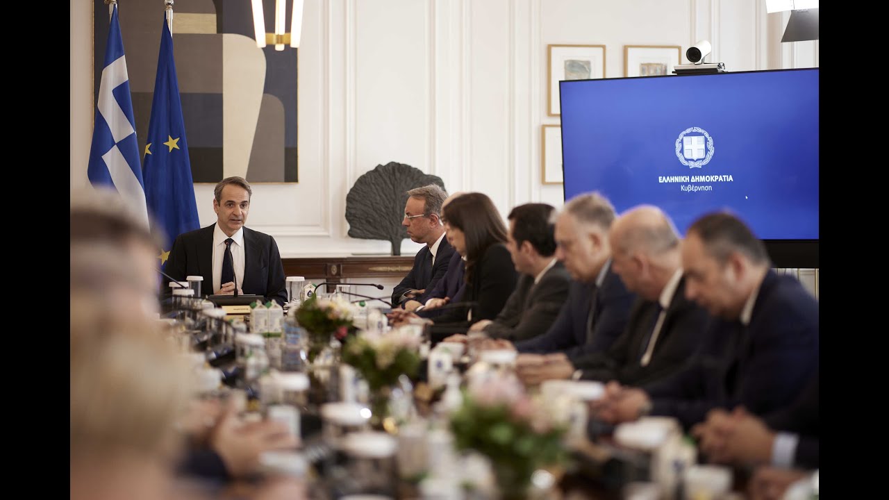 Κυριάκος Μητσοτάκης στο υπουργικό για Τέμπη: Αναλαμβάνω την ευθύνη ...