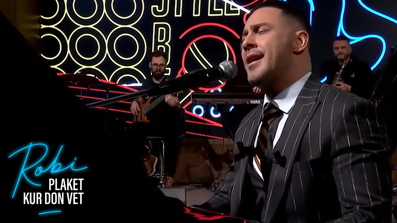 Robert Berisha me performance live - YouTube