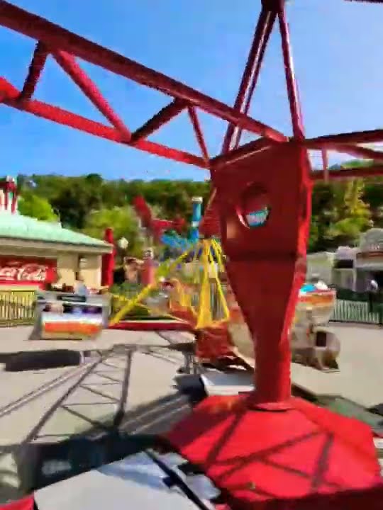 Thrill Ride POV: Scrambler Adventure at Dollywood! - YouTube