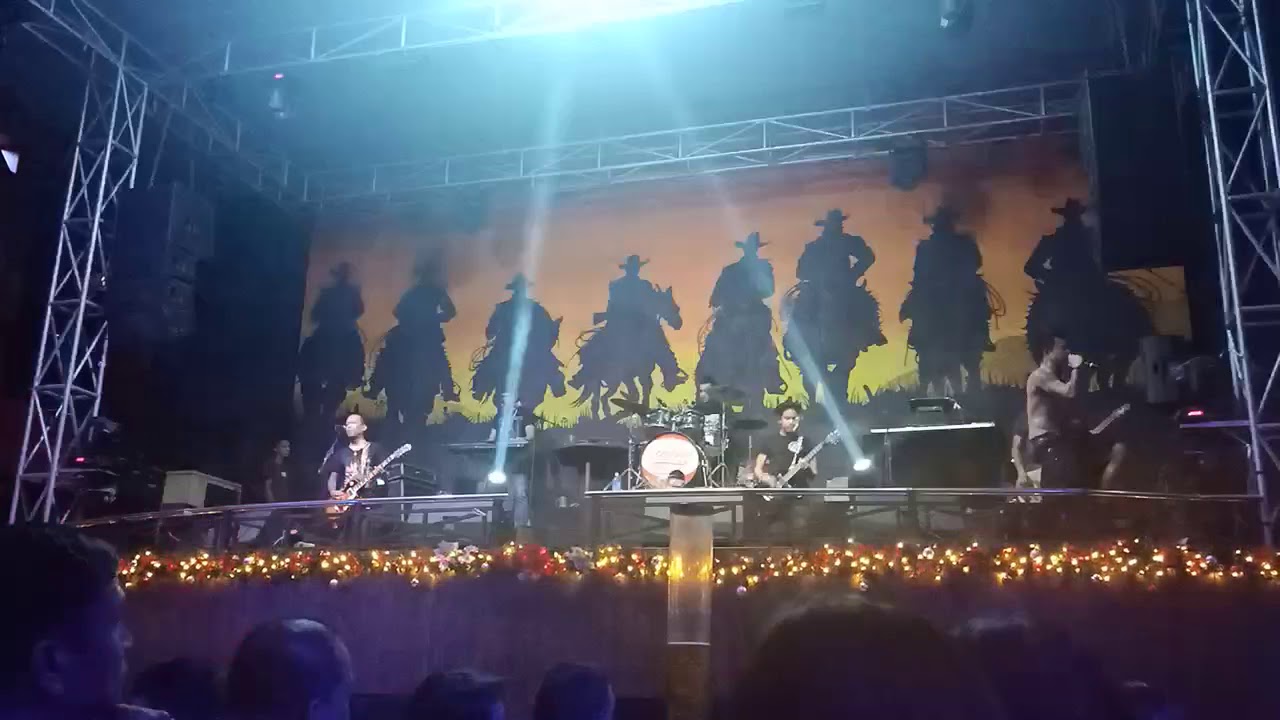 Cowboy Grill - YouTube