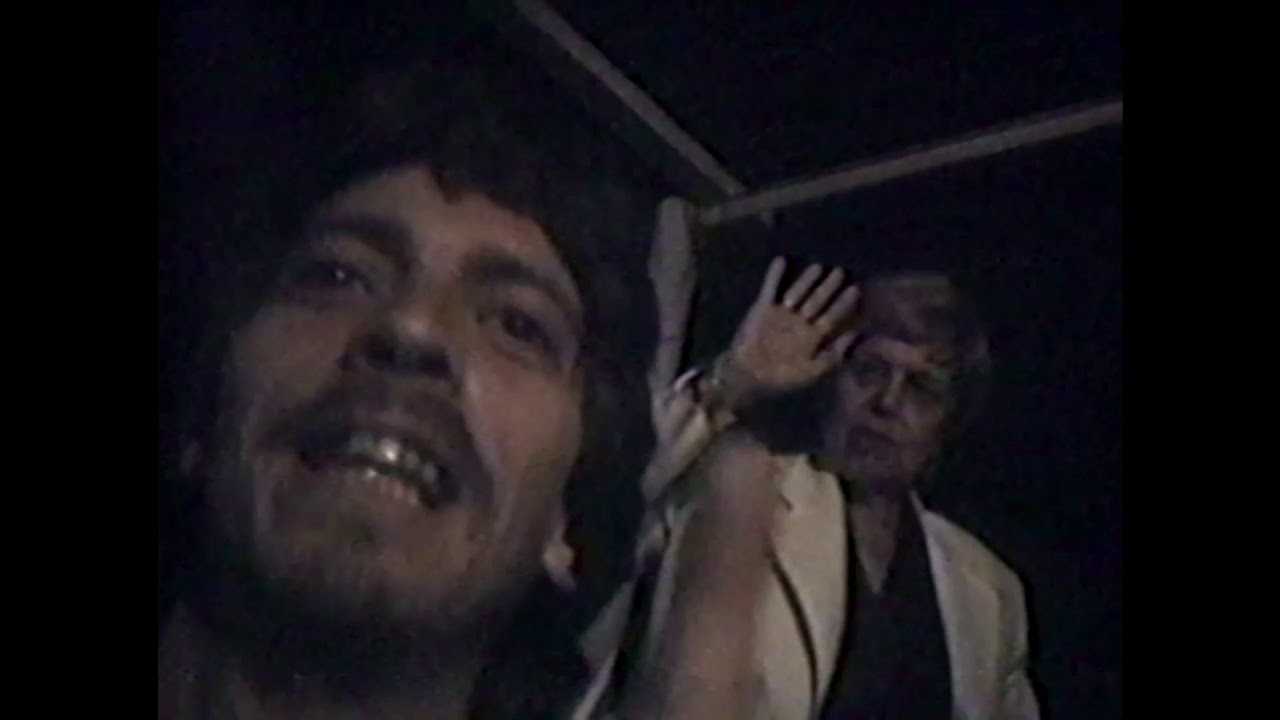 Espíritu Inquieto - Trailer - YouTube