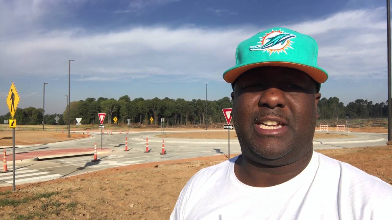 KSLE NEWS 33 NEWS 33 New Roundabout in Texarkana - YouTube