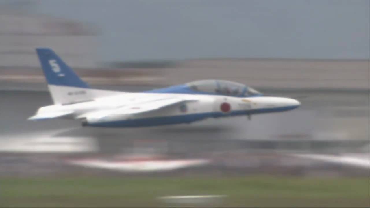 Blue Impulse-Japanese Self -Defense Force Aerobatic Team - YouTube