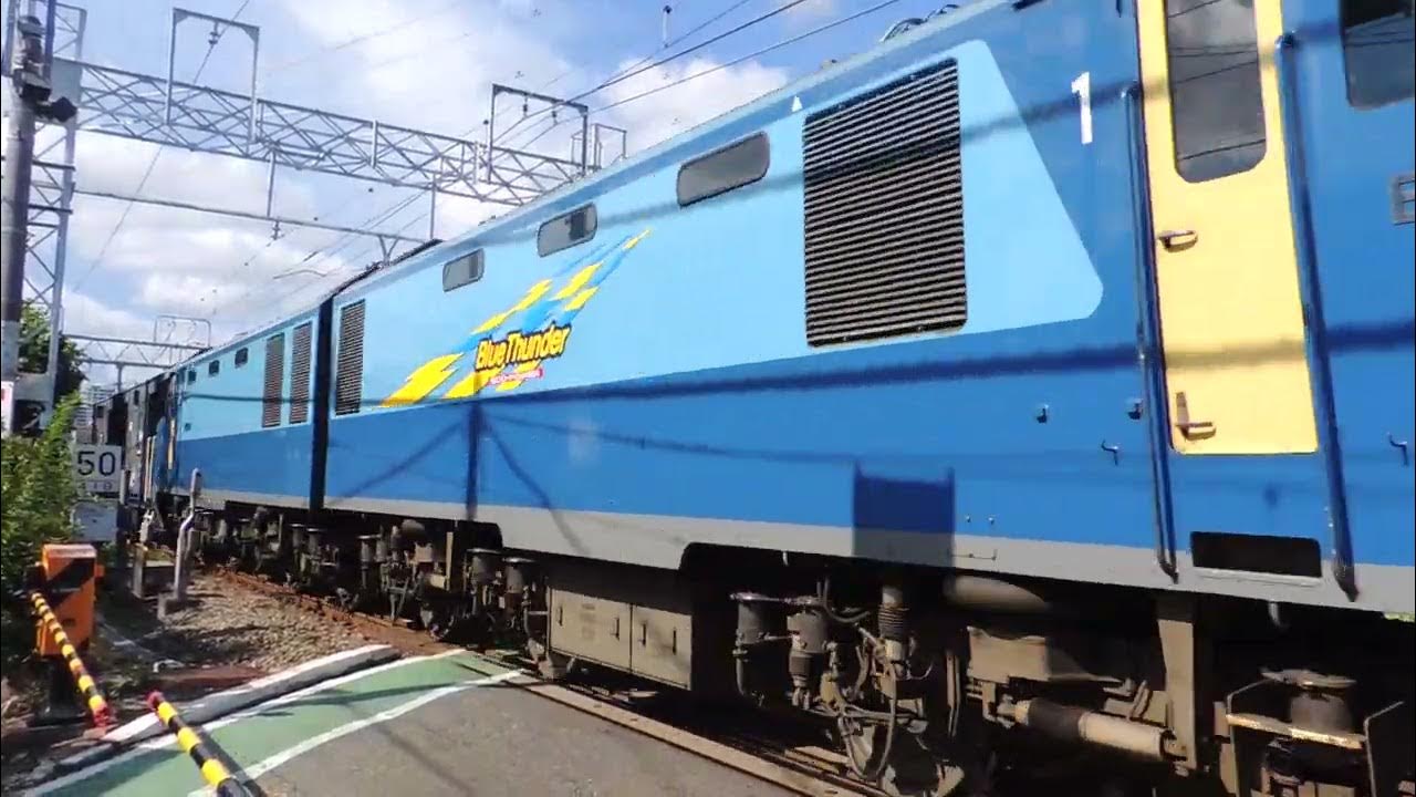 8764レ EF210-138+EH200-5(ムド)+ヨ2B+コキ2B - YouTube