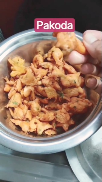 pakoda #coocking #palli pakoda #shorts #viral #simple pakoda making # ...