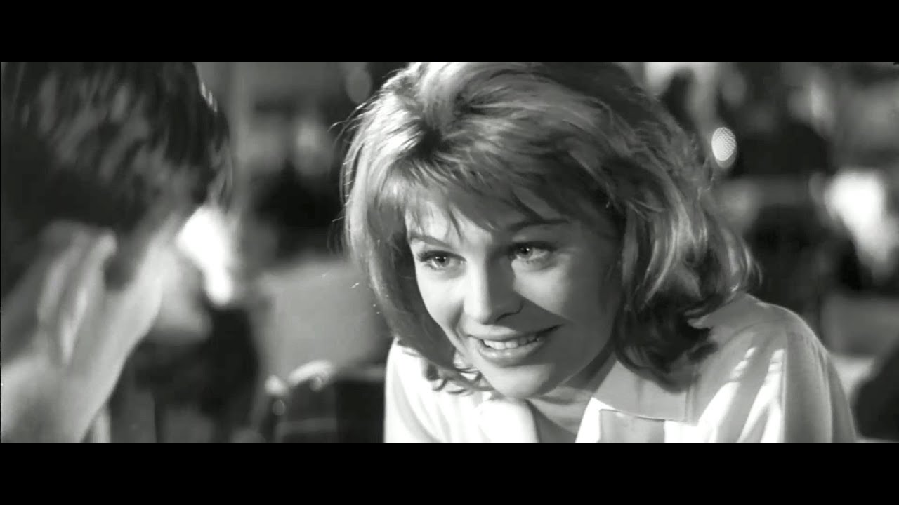 BILLY LIAR (1963) Clip - Julie Christie & Tom Courtenay. Song ...