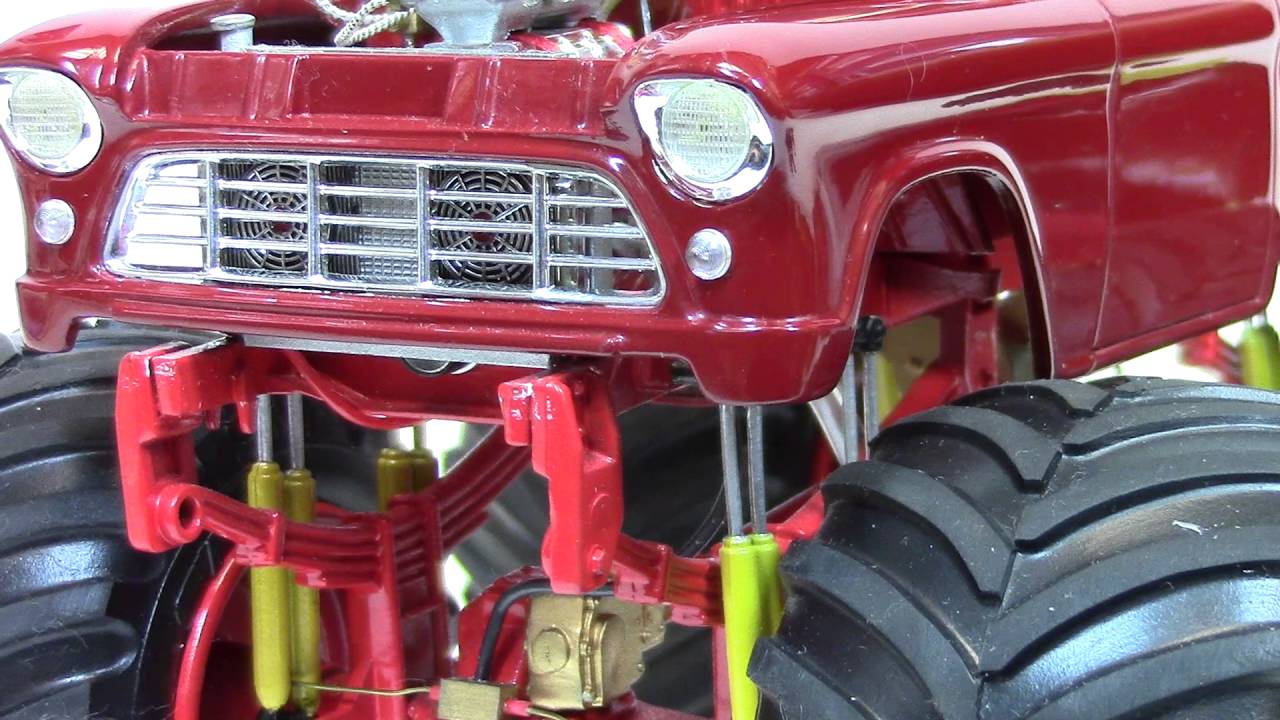 Billy Vega's Scale Model Garage : 55 Chevy Stepside Monster Truck - YouTube