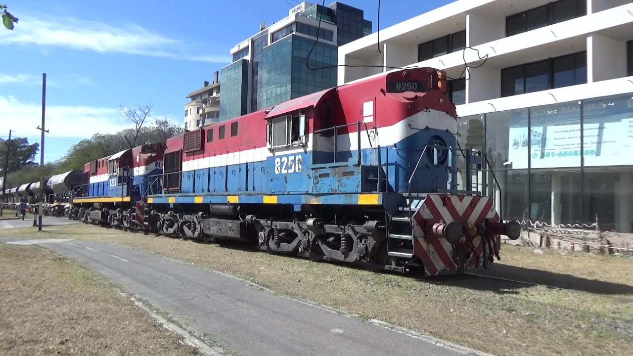 Tandem de ALCo RSD-16 8250 + 8273 NCA y 52 Tolvas Mineras rumbo a ...