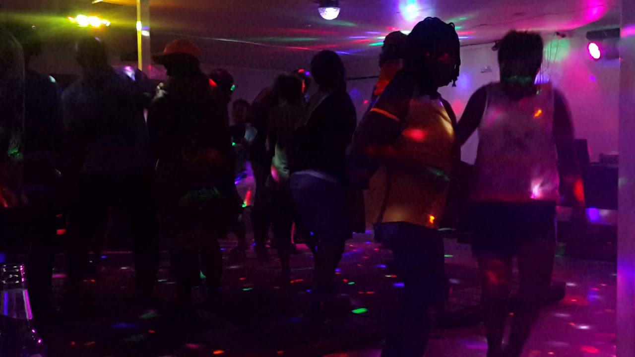 Lae Raddison Club Skul Meri - YouTube