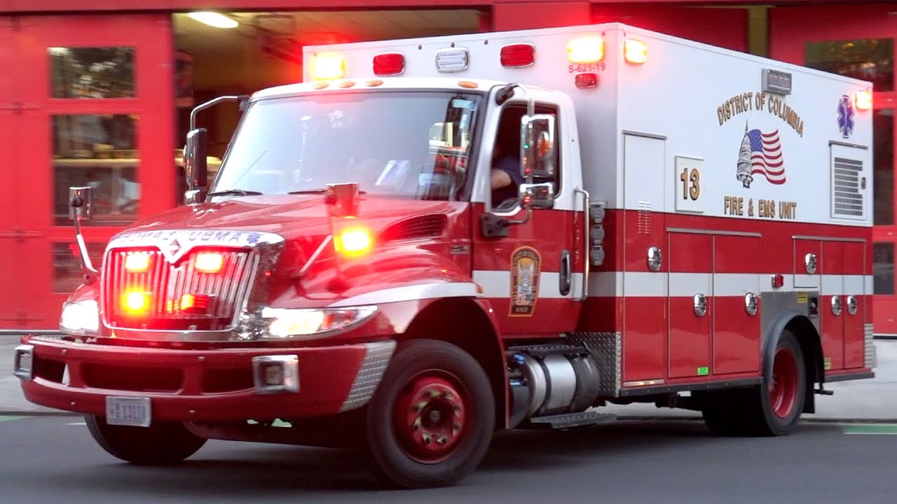 DCFD Ambulance 13 Responding - YouTube
