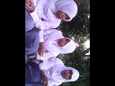 Ayu anjani,levi triani,yulinar windi,nina