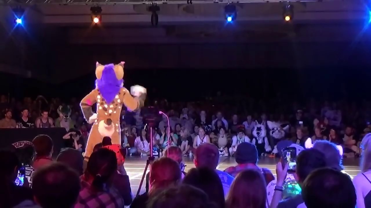 Furry Weekend Atlanta 2016 Fursuit Dance Comp (Strobes) - YouTube