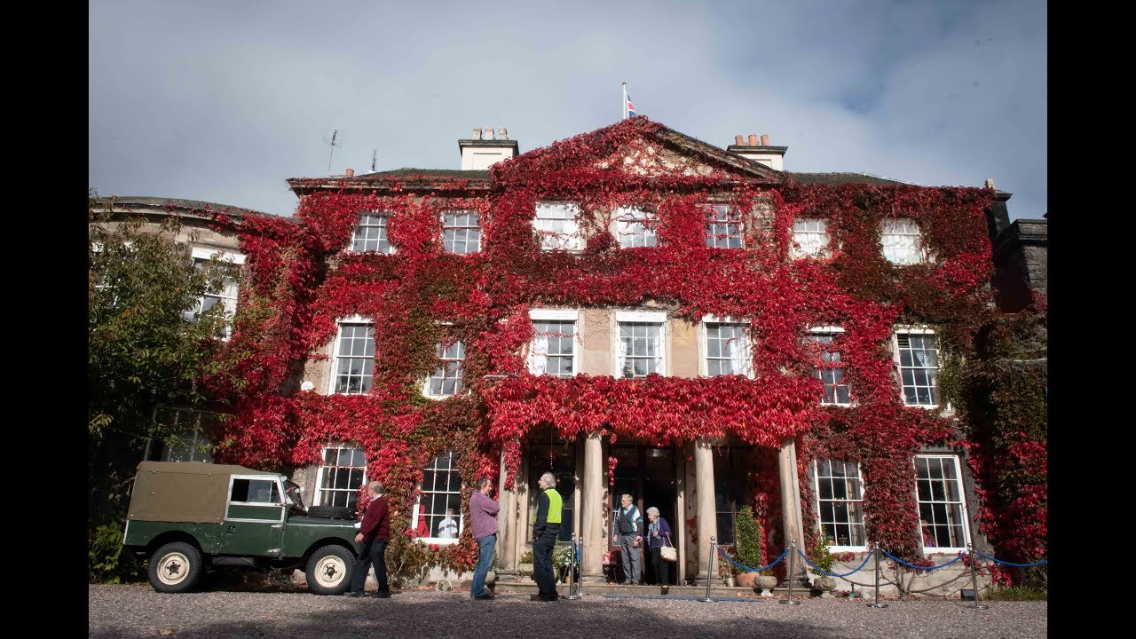 Viewing has begun - at our big antiques road trip to Bishton Hall - YouTube