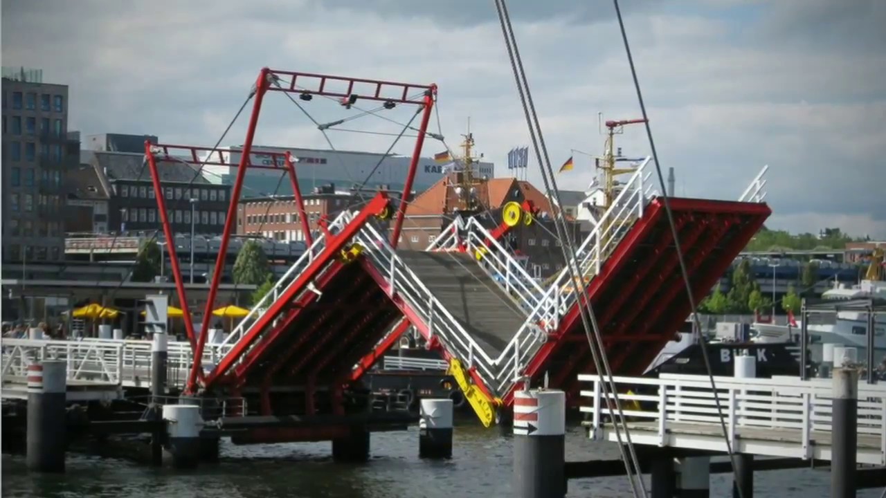 10 MOST AMAZING MOVABLE BRIDGES IN THE WORLD - YouTube