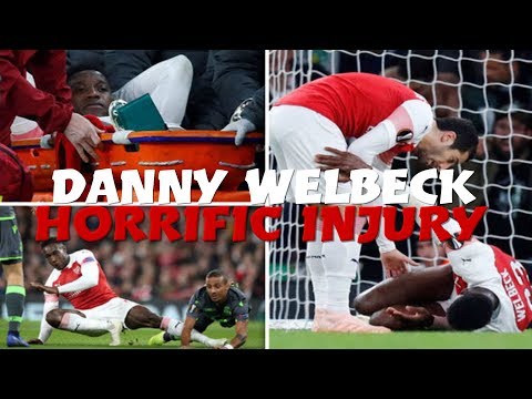 Danny Welbeck Suffers  Horric Ankle  injury  *New*