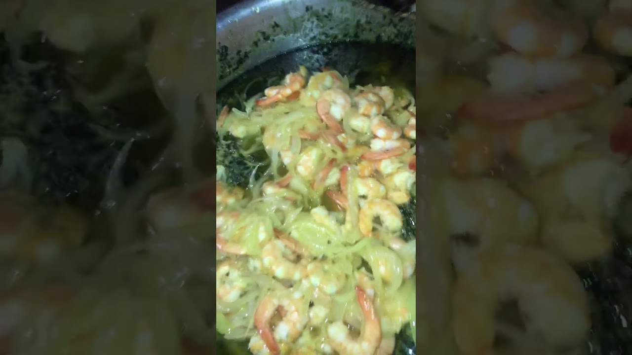 Ndolé aux crevettes 🦐 - YouTube