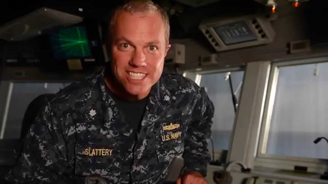 Actor Adam Baldwin cheers on Navy for the Army Navy Game - YouTube