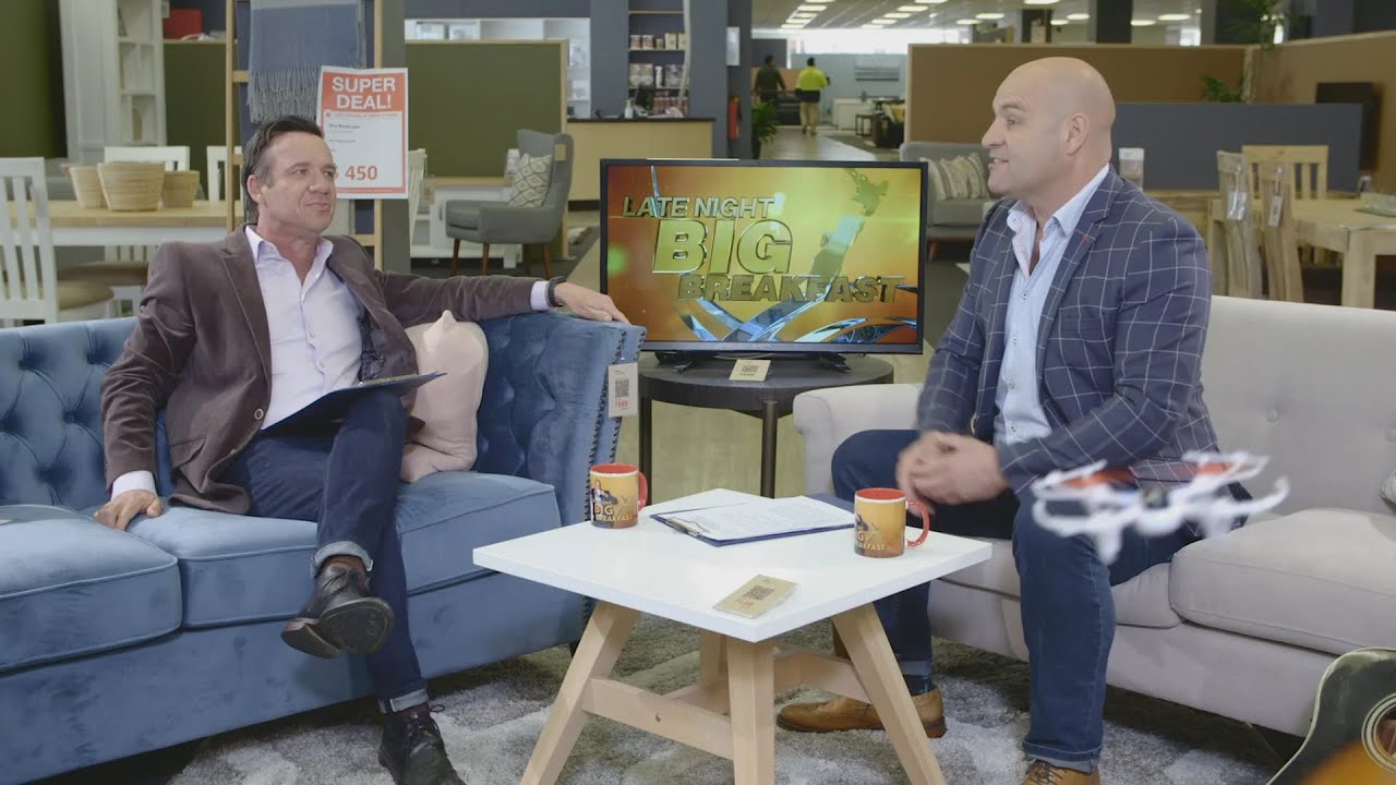 Late Night Big Breakfast S04 Episode 1 - YouTube