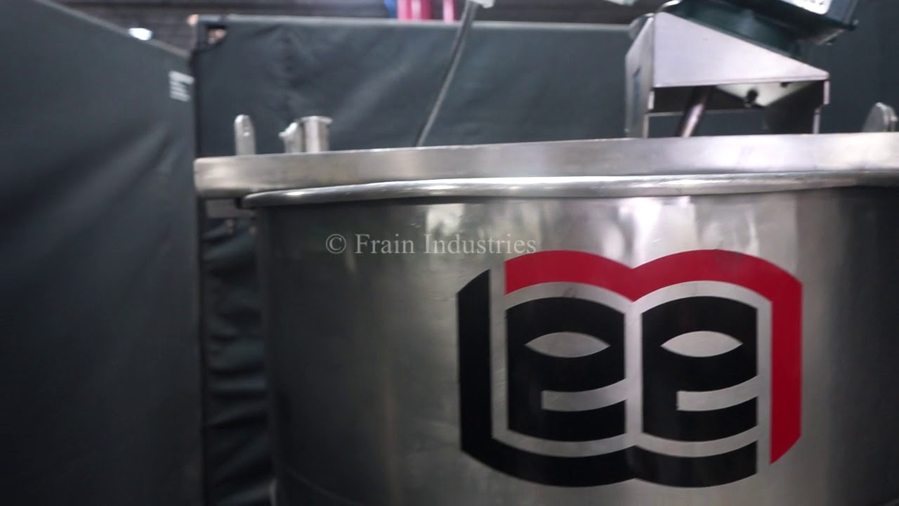 Lee, 75 gallon capacity, 304 stainless steel jacketed kettle - YouTube