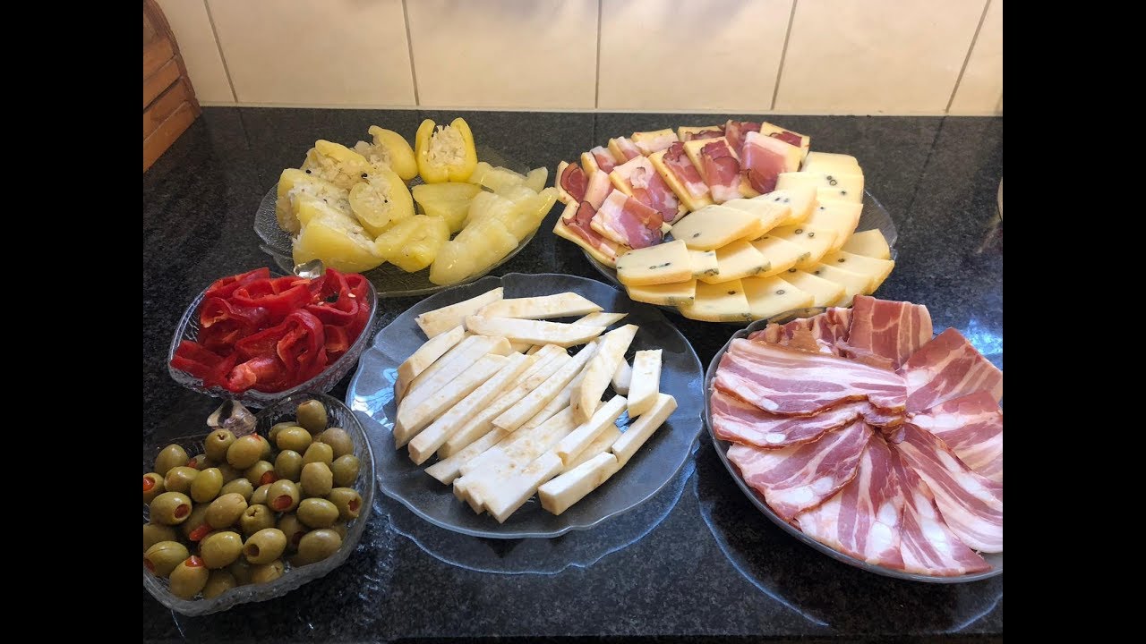 Raclette Traditionell Swiss. Traditional Swiss raclette - YouTube