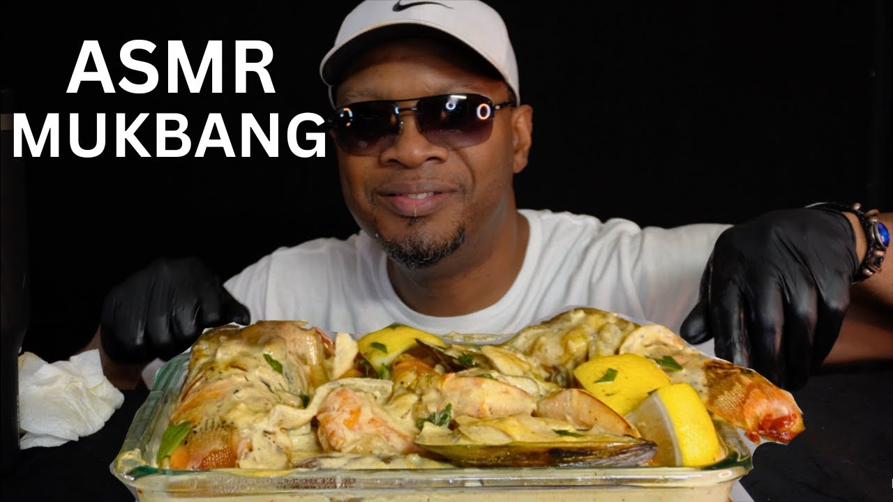 ASMR MUKBANG CREAMY GARLIC BUTTER SAUCE LOBSTER TAILS GIANT MUSCLES ...
