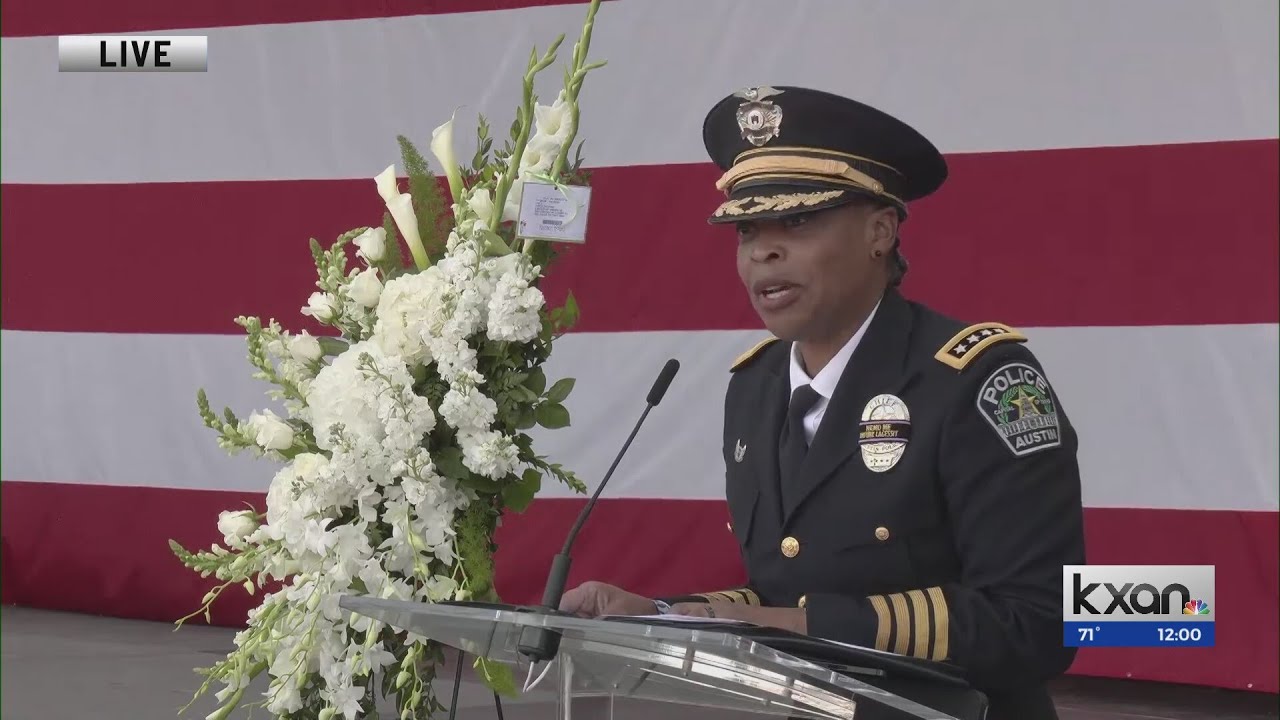 Austin police chief remembers fallen officer Jorge Pastore - YouTube