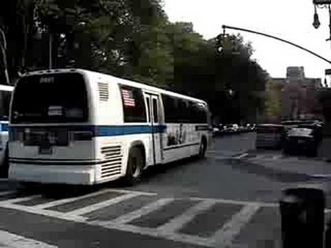 MTA New York City Bus 1994 TMC RTS-06 8661 & 1998 NovaBus RTS-06 5043 ...