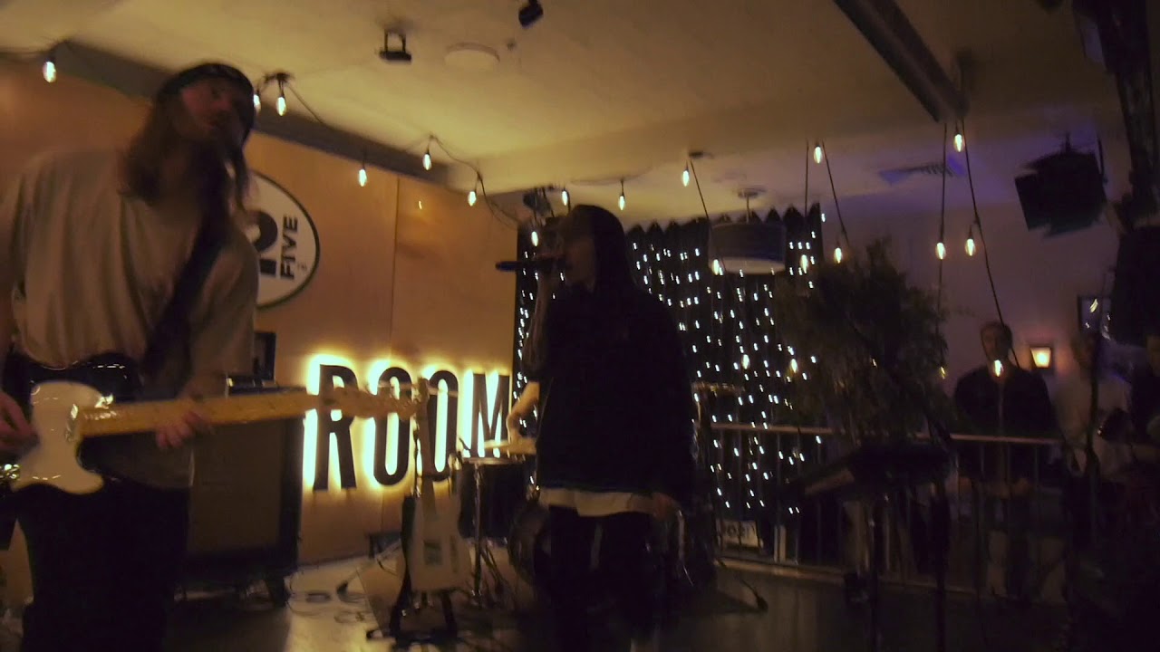 nothing, nowhere.- hammer (Live in Columbus) - YouTube