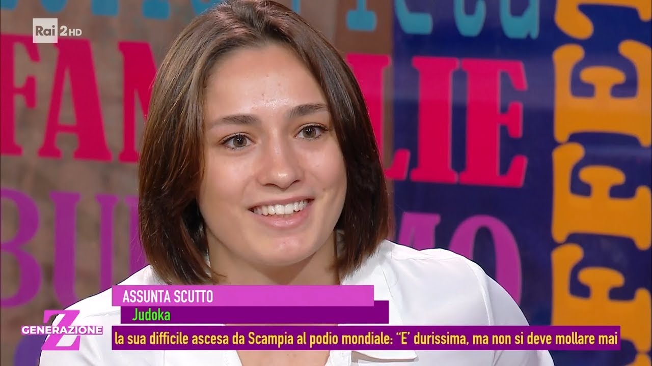 Assunta Scutto - Generazione Z - 09/11/2022 - YouTube