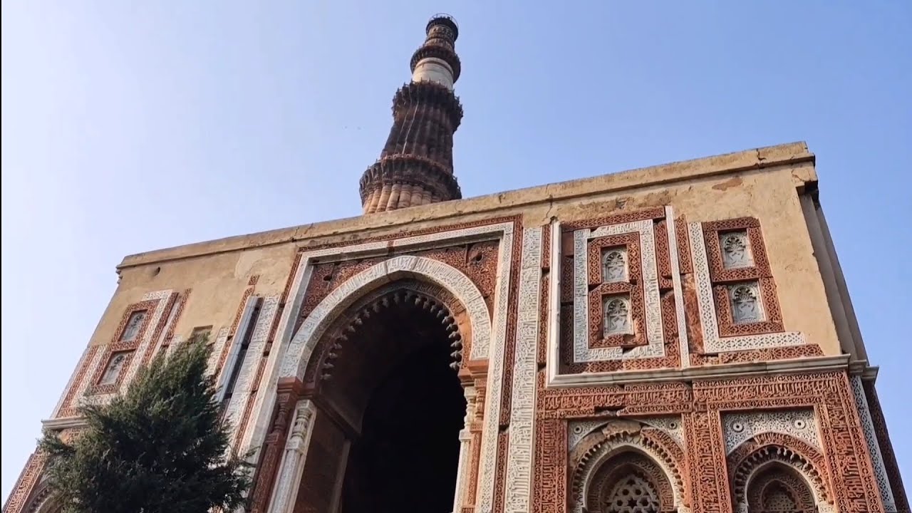 Qutub Minar in Mehrauli, New Delhi - Complete history, walkaround ...