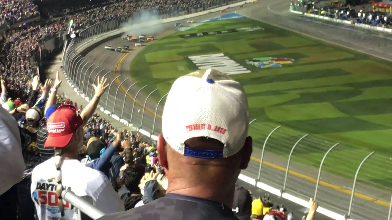 Ryan Newman Daytona 2020 Crash - YouTube