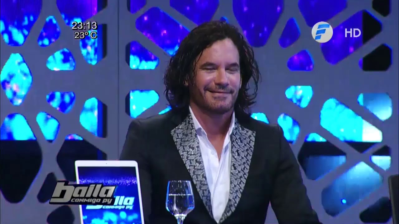 Presentación de Sole Cardozo y Hernán | Flow Latino - YouTube