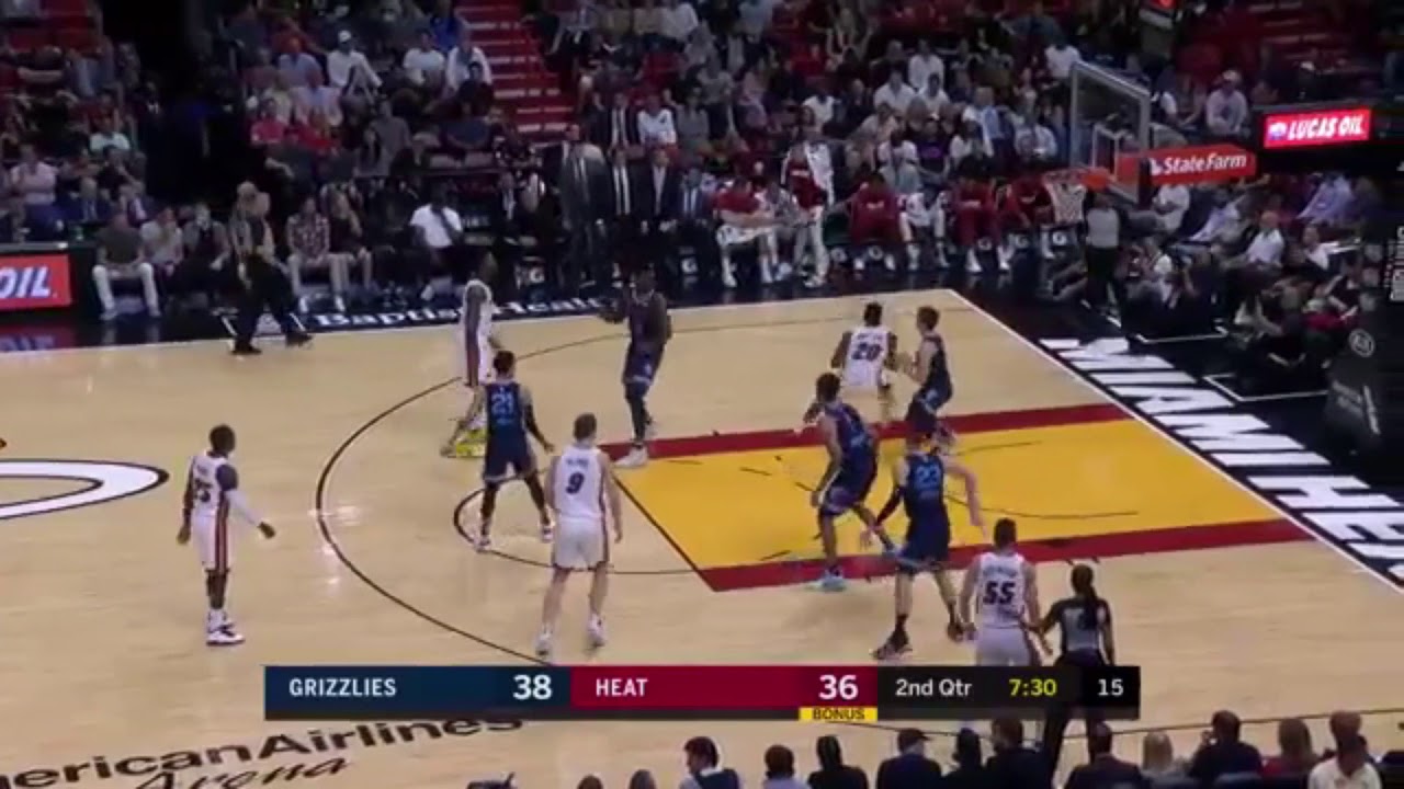 [Playbook] Iverson cut Low post | #MiamiHeat | #NBA - YouTube