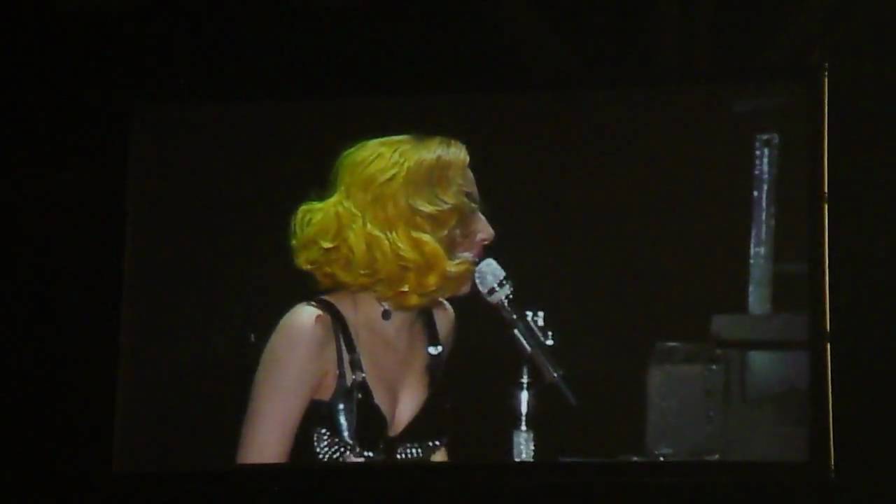 15-lady-gaga-stand-by-me-monster-ball-tour-live-gelredome-the