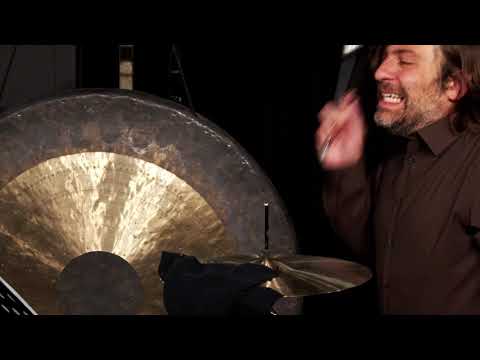 Petros Ovsepyan - Kissed (2019)