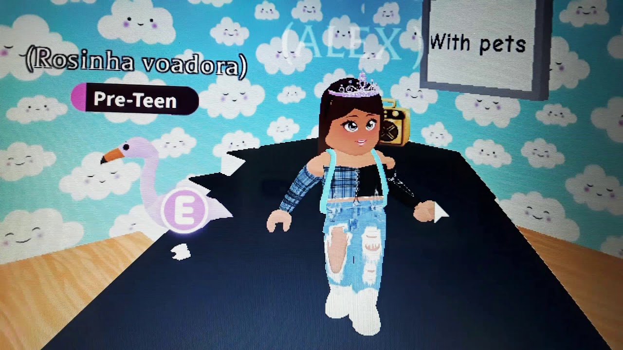 Adopt me Fashion Show (with pets) part 1 - YouTube