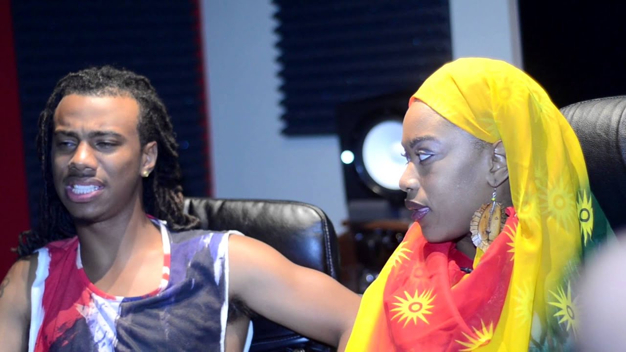 Issa Thompson inteview with Ashton Breon #OMHHI - YouTube