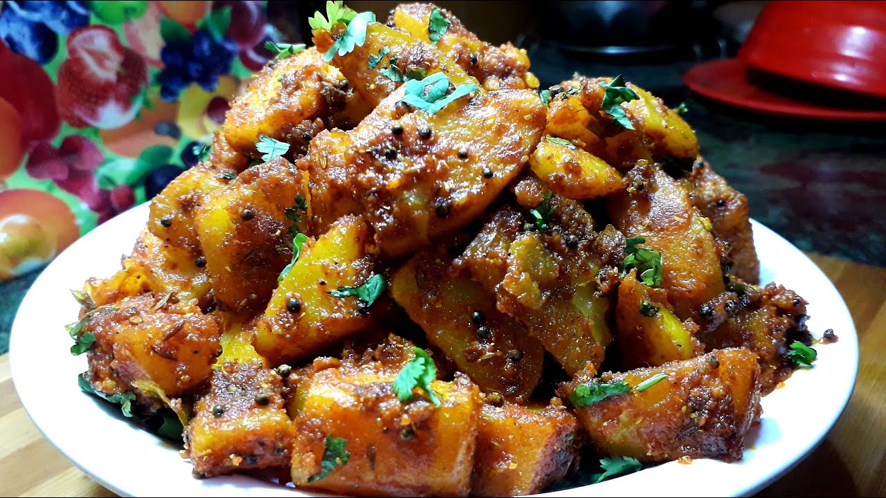 जब देखंगे ये मसालेदार आलू तो कहेंगे आज ही बनाके खालू | Quick Potato ...
