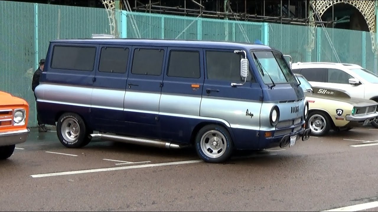 Brighton Boxing Day Classic Car Meet 2021 - YouTube