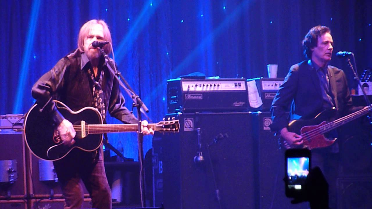 Learning to Fly- Tom Petty and the Heartbreakers - YouTube