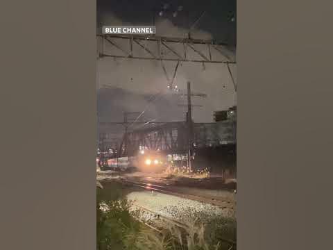 (貨物列車) 2023/11/10 2058レ EF210-* + コキ20B カンガルーライナーSS60 (吹田タ〜陸前山王) #Shorts - YouTube