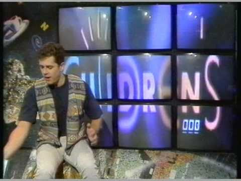 Children's BBC continuity 1994- Chris Jarvis - YouTube