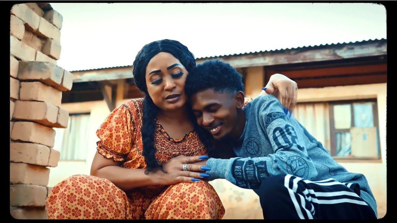 YES GAH FT VAIAVY CHILA - I LOVE YOU MAMAN [ Officiel Video ] - YouTube