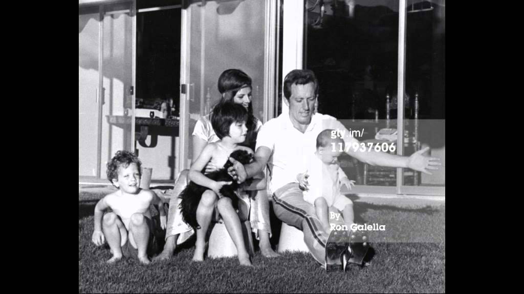 Little Altar Boy-Andy Williams - YouTube