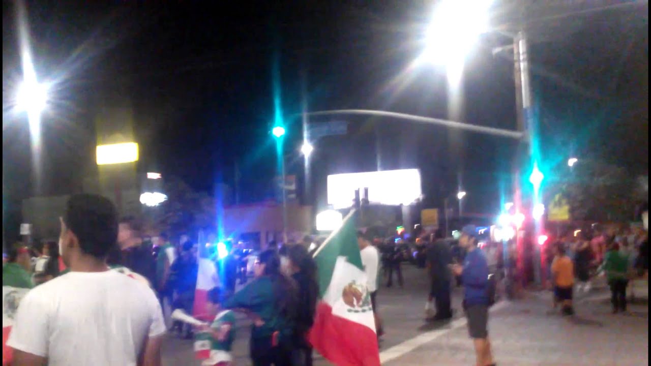 Fireworks in celebrating the win of pacoima mexico - YouTube