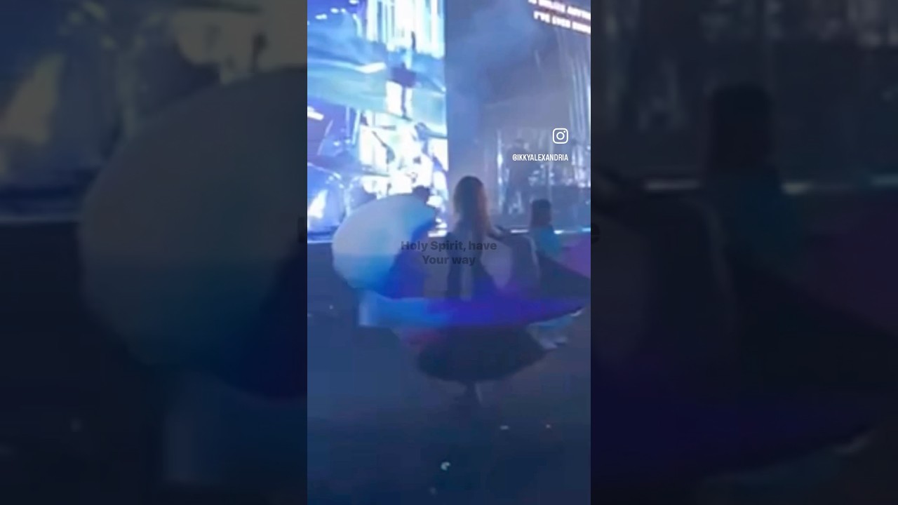 Fall Like Rain - Passion, Kari Jobe, Rachel Halbach - Prophetic Flagging - YouTube