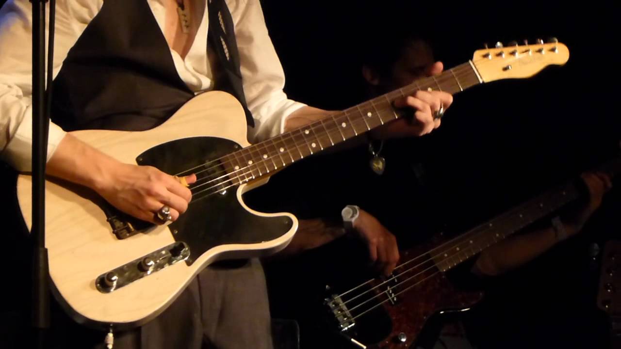 Oli Brown - Manic Bloom (Birmingham 2012-04-19) - YouTube