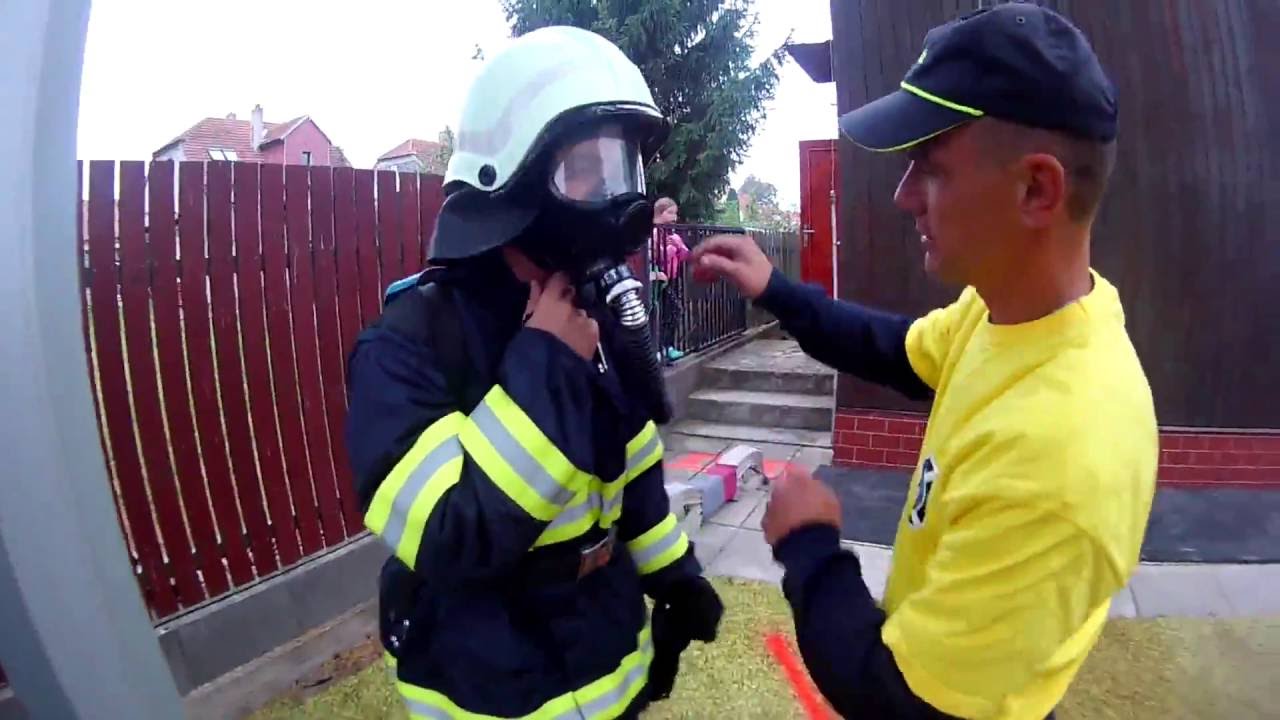 FCC (Firefighter Combat Challenge) Telč 2016 "Dominik Nevrzal" - YouTube